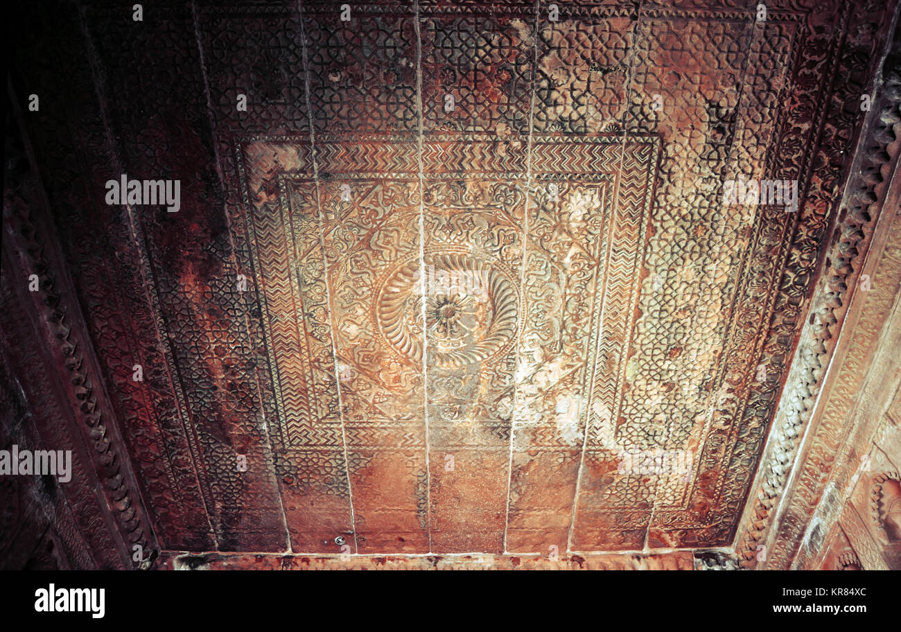 Ceiling art at the Red Fort in Agra, India Stock Photo - Alamy