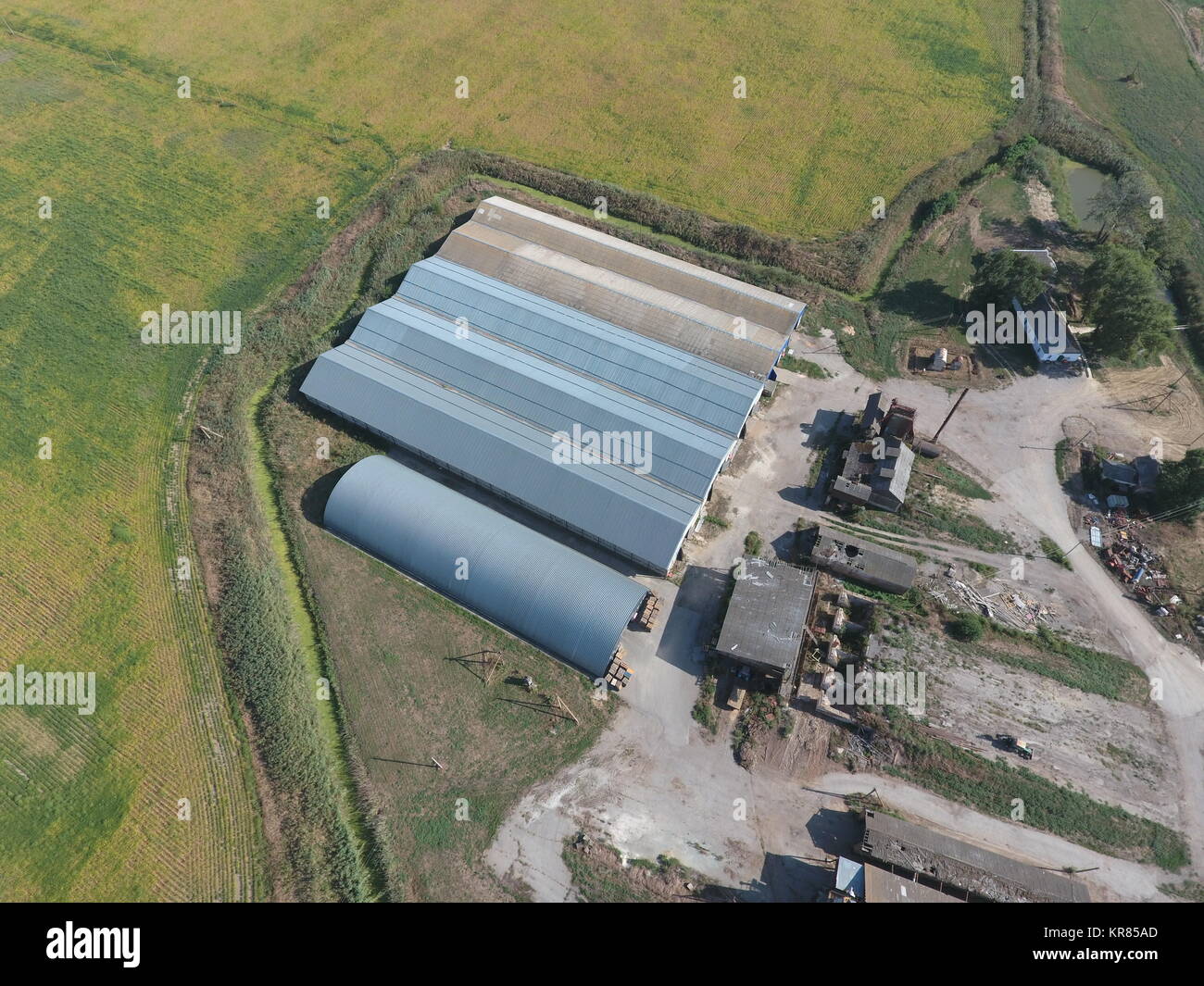 New galvanized steel profile hi-res stock photography and images - Alamy