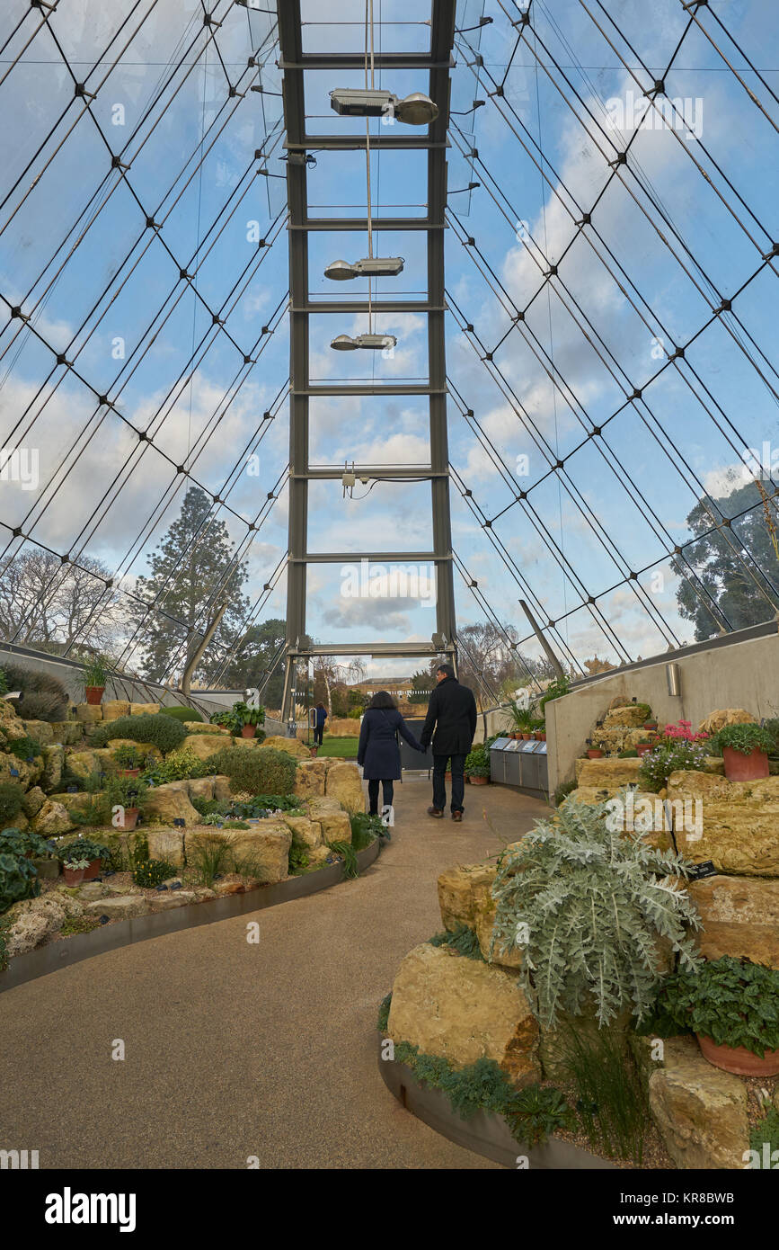 alpine house kew gardens Stock Photo - Alamy