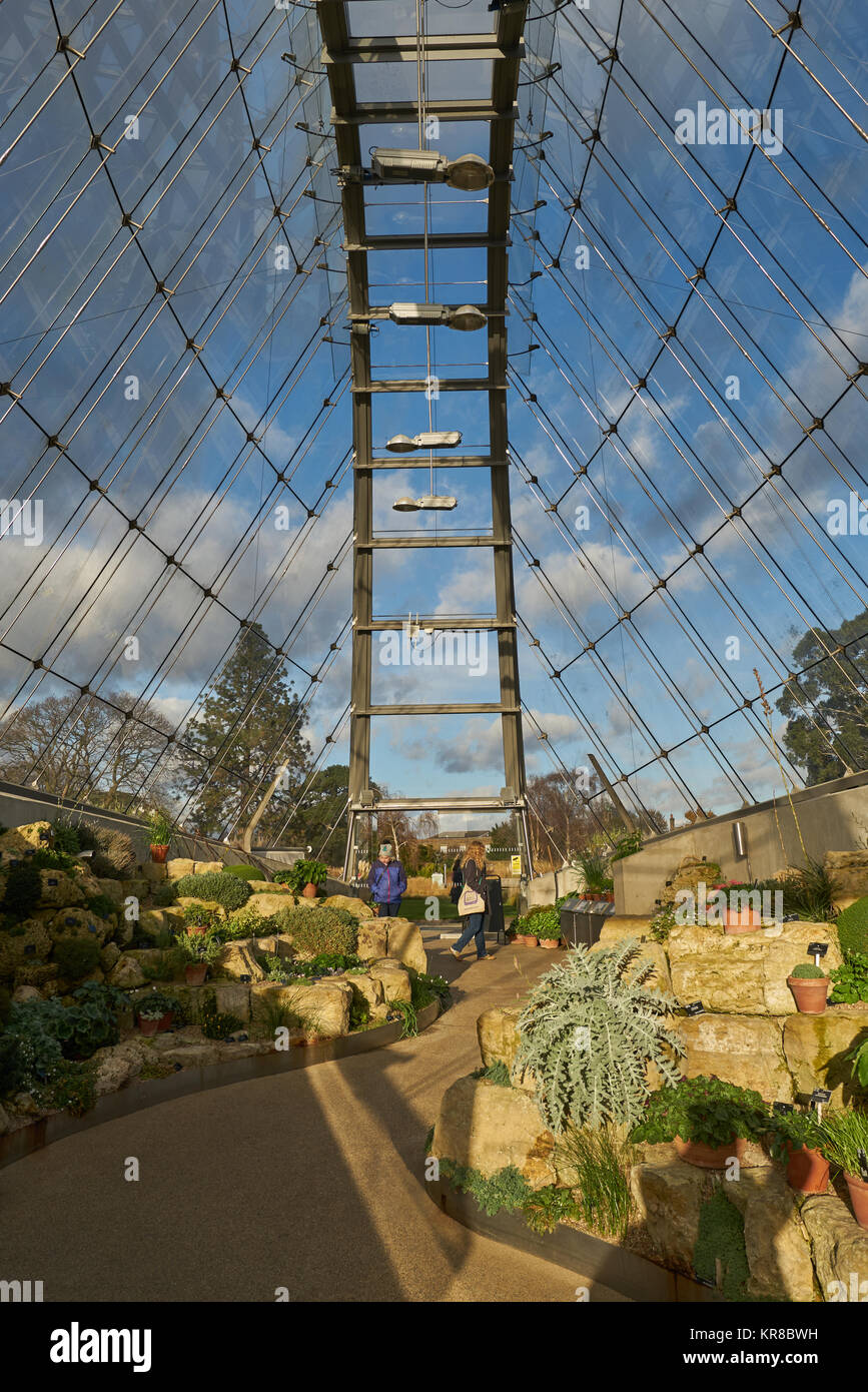 alpine house kew gardens Stock Photo - Alamy