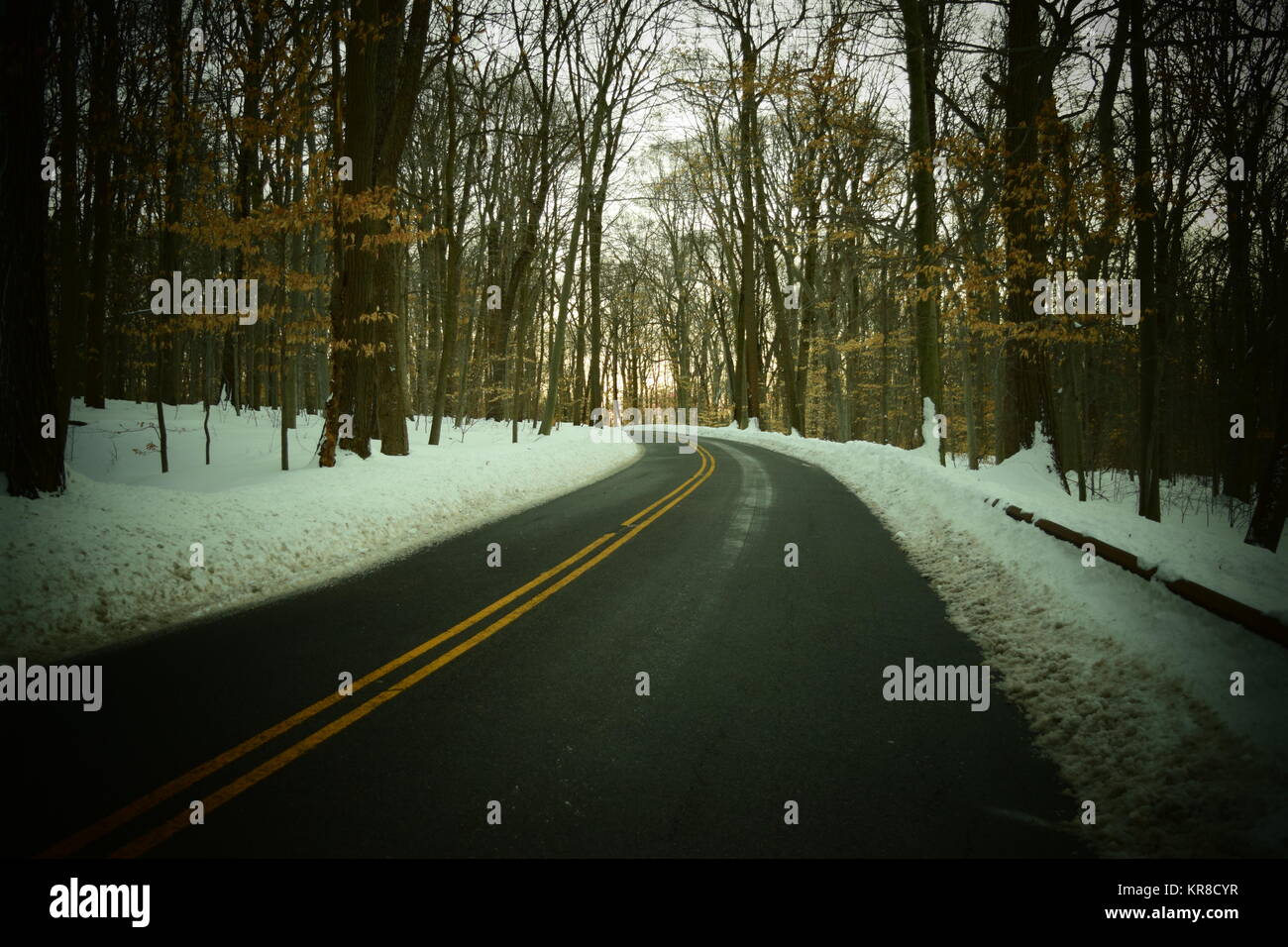 Long cold road hi-res stock photography and images - Alamy