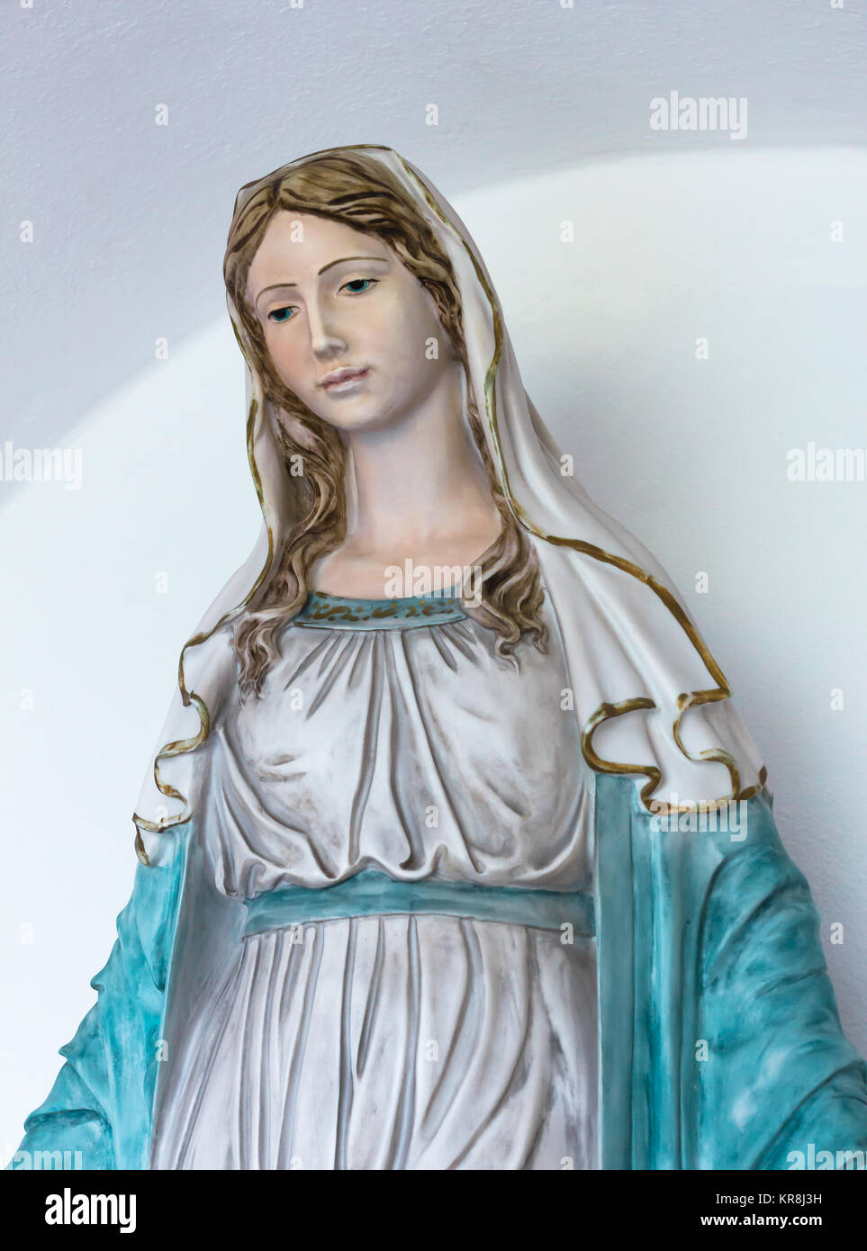 Virgin Mary statue Stock Photo - Alamy