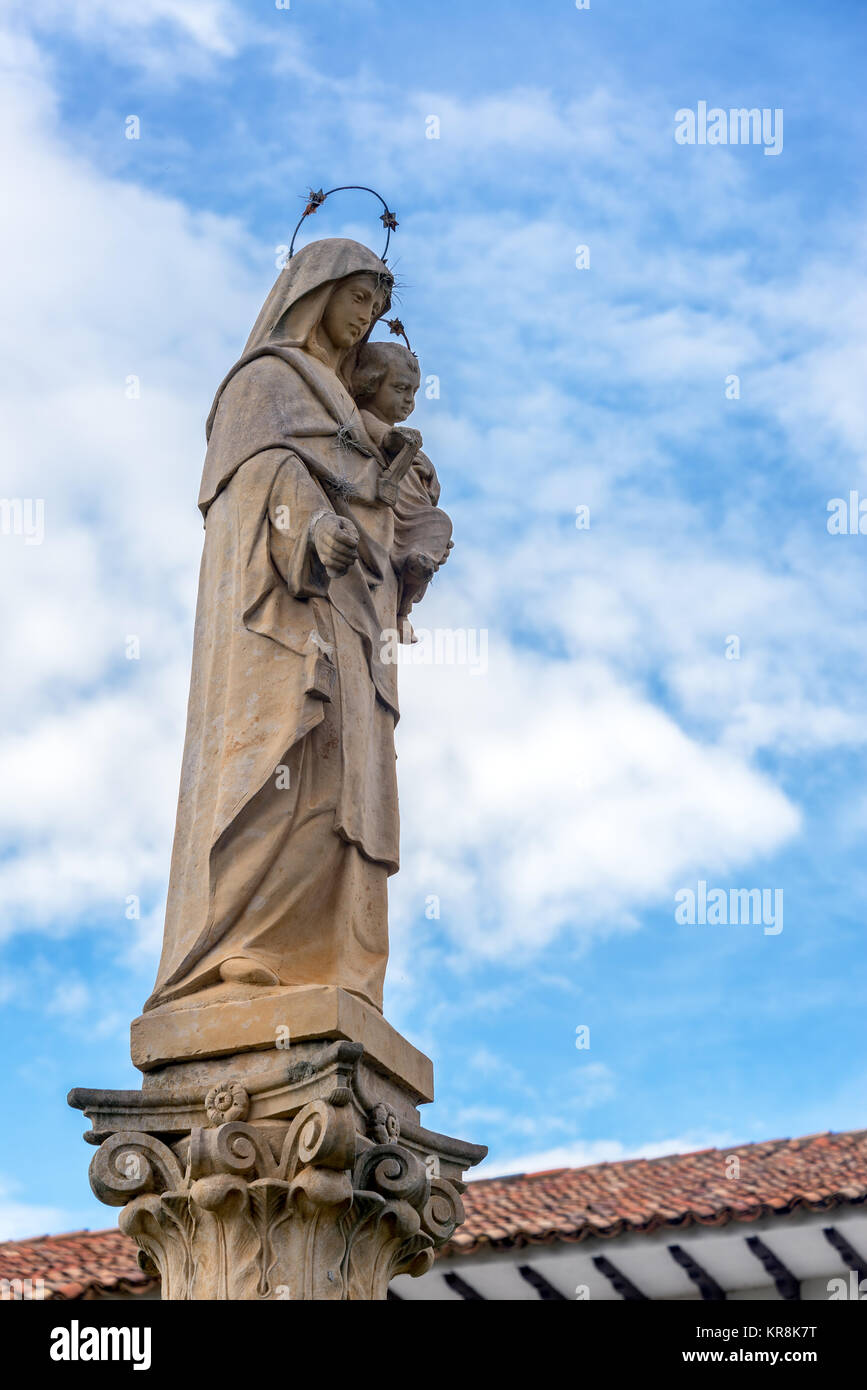 Old Historic Statue Stock Photo - Alamy