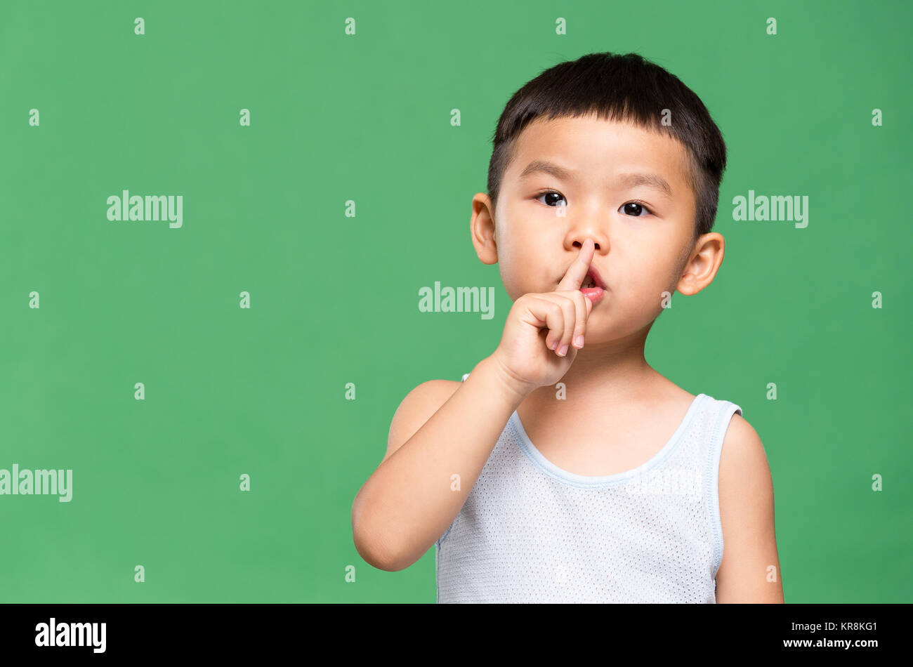 Kids making shh hi-res stock photography and images - Alamy