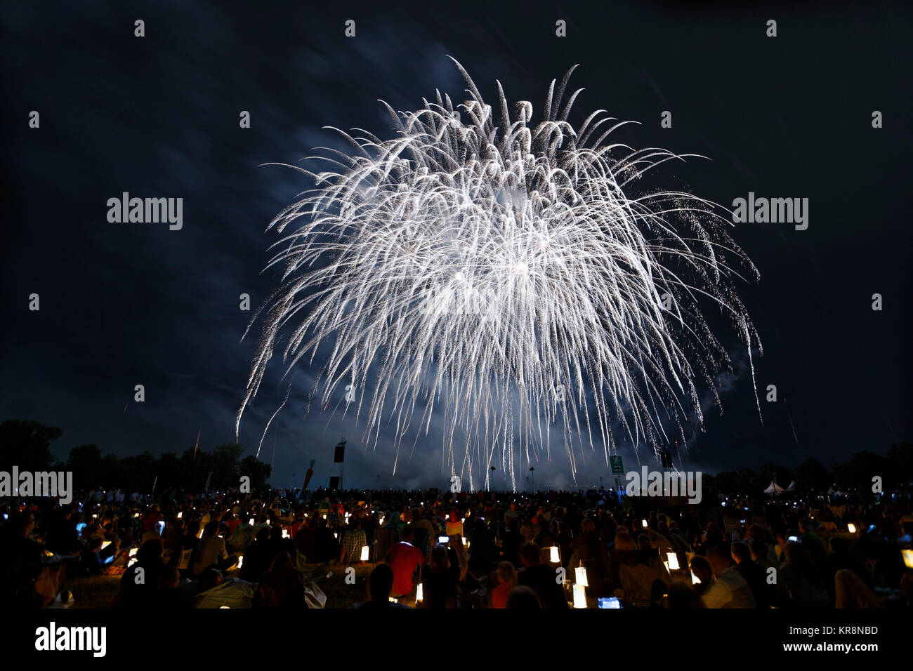 Flaming star hi-res stock photography and images - Alamy