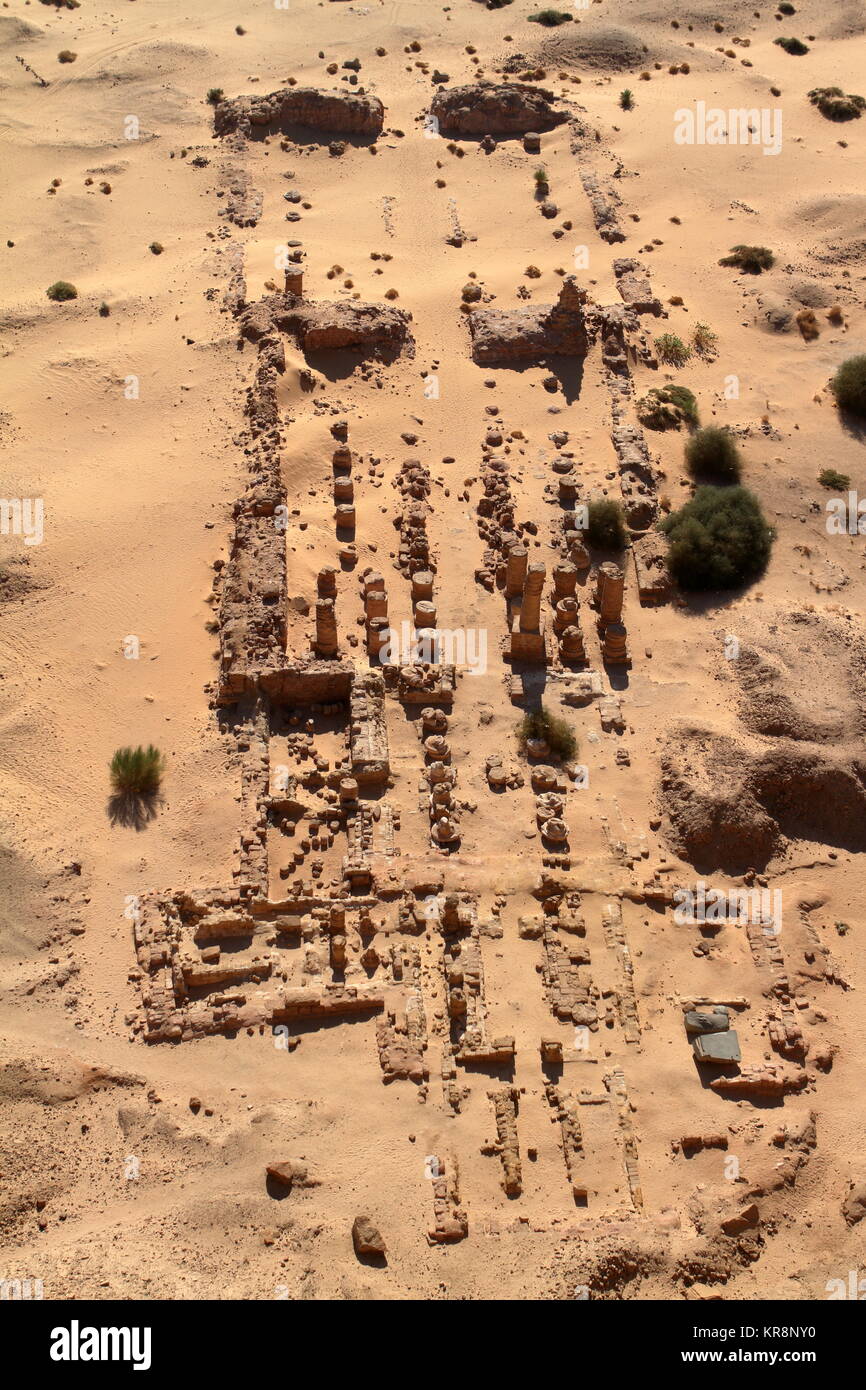 the temple ruins at jebel barkal Stock Photo - Alamy