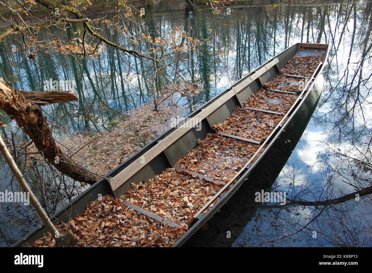 Scow boat hi-res stock photography and images - Alamy
