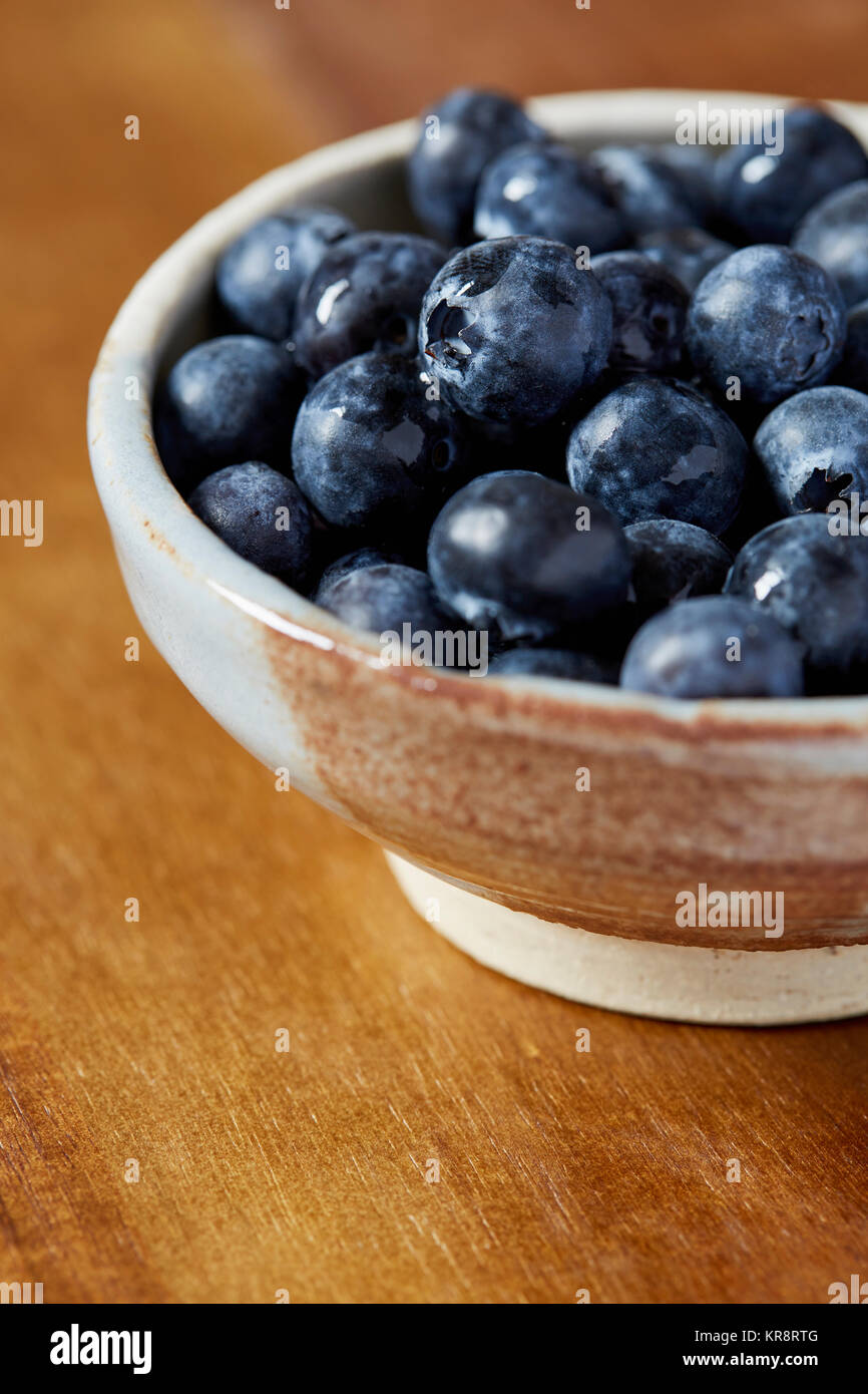 Bowl of blueberries Stock Photo - Alamy