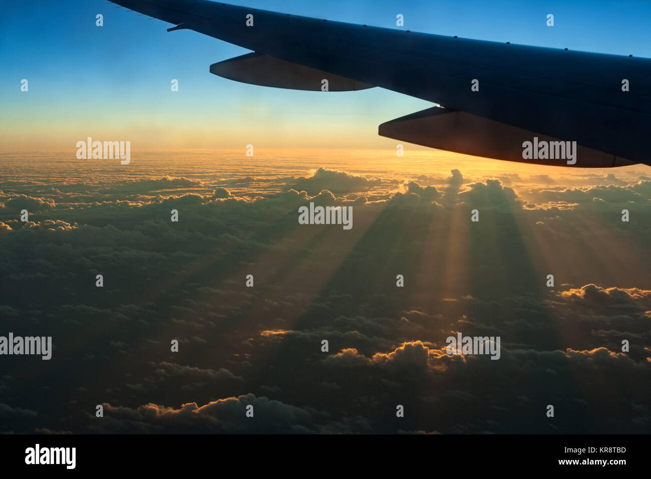 Long shadow at sunrise hi-res stock photography and images - Alamy