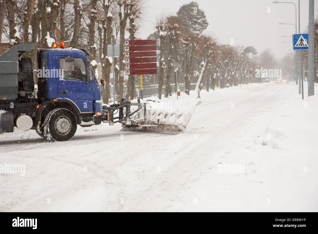 snow cleaning truck Stock Photo - Alamy