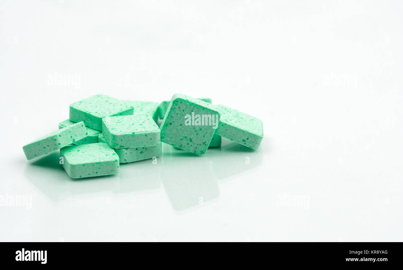 Medical lozenges for relief cough, sore throat and throat irritation on ...