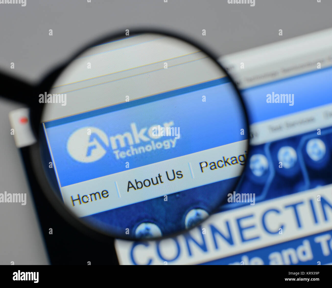 Semiconductor packaging hi-res stock photography and images - Alamy