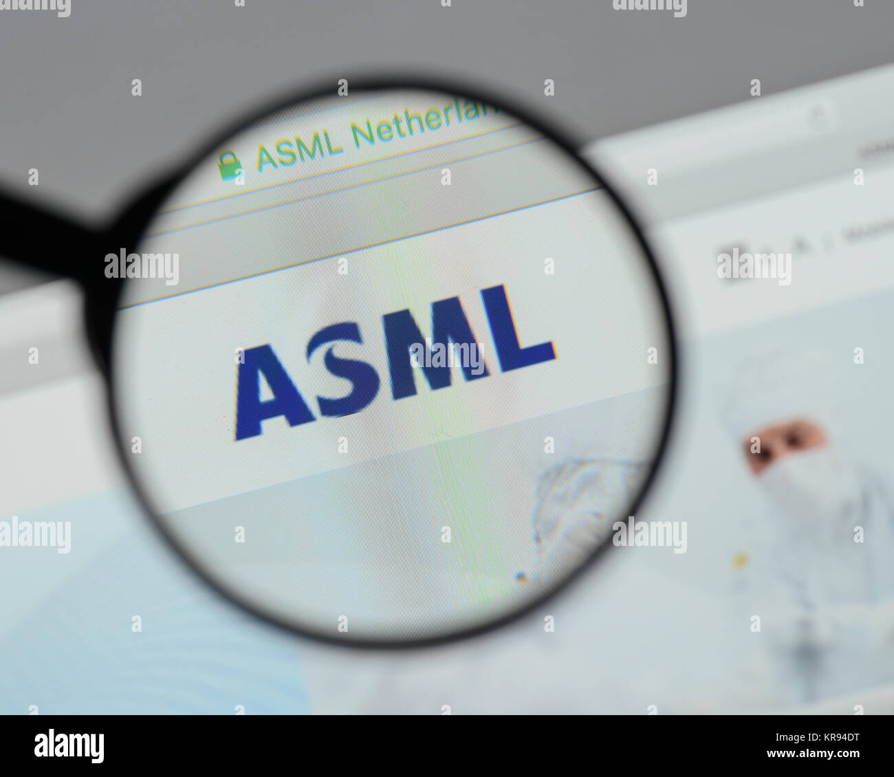 Asml holding logo hi-res stock photography and images - Alamy