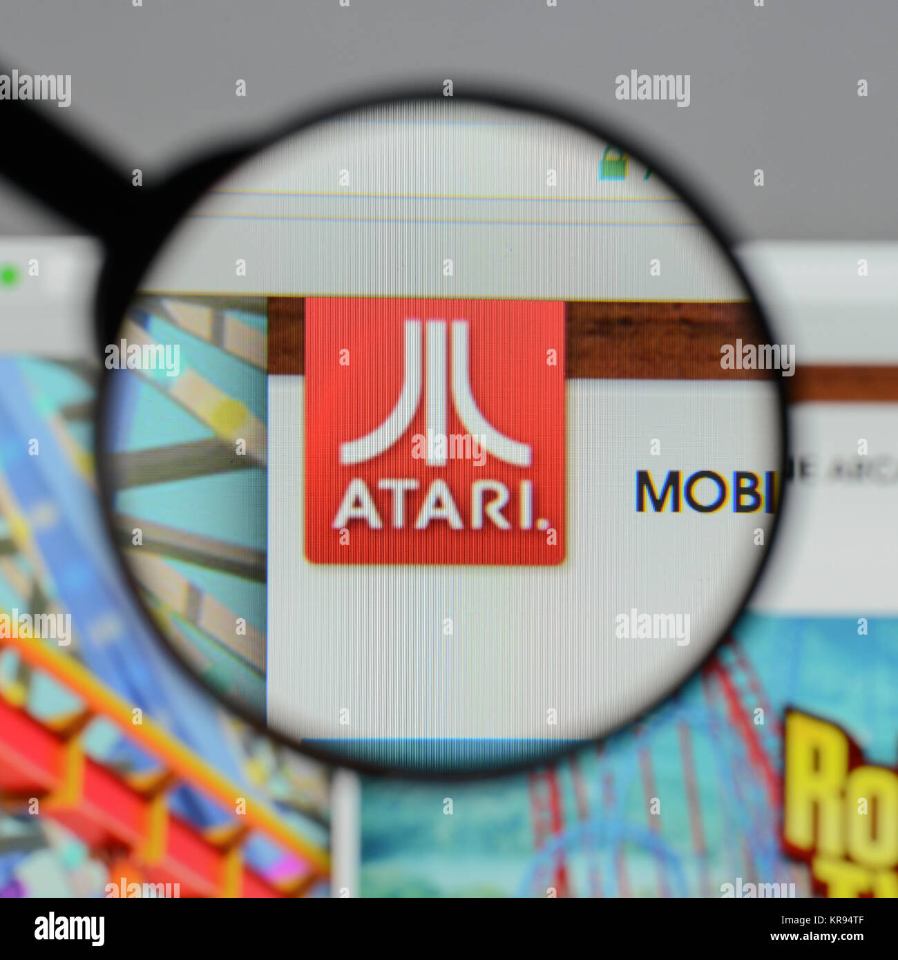 Atari logo hi-res stock photography and images - Alamy