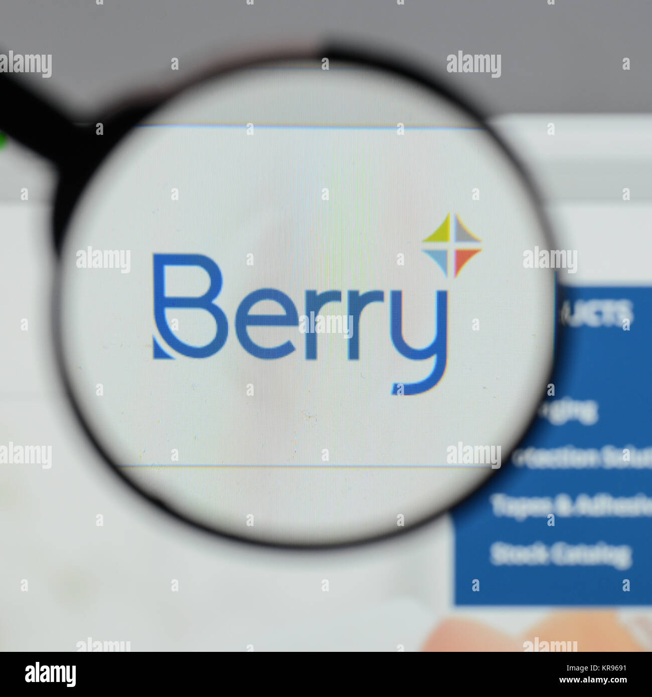 Global group hi-res stock photography and images - Alamy