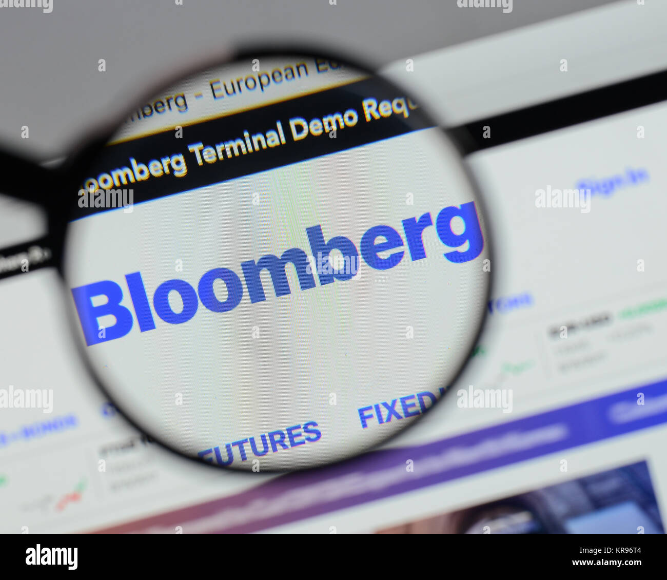 Bloomberg logo hi-res stock photography and images - Alamy