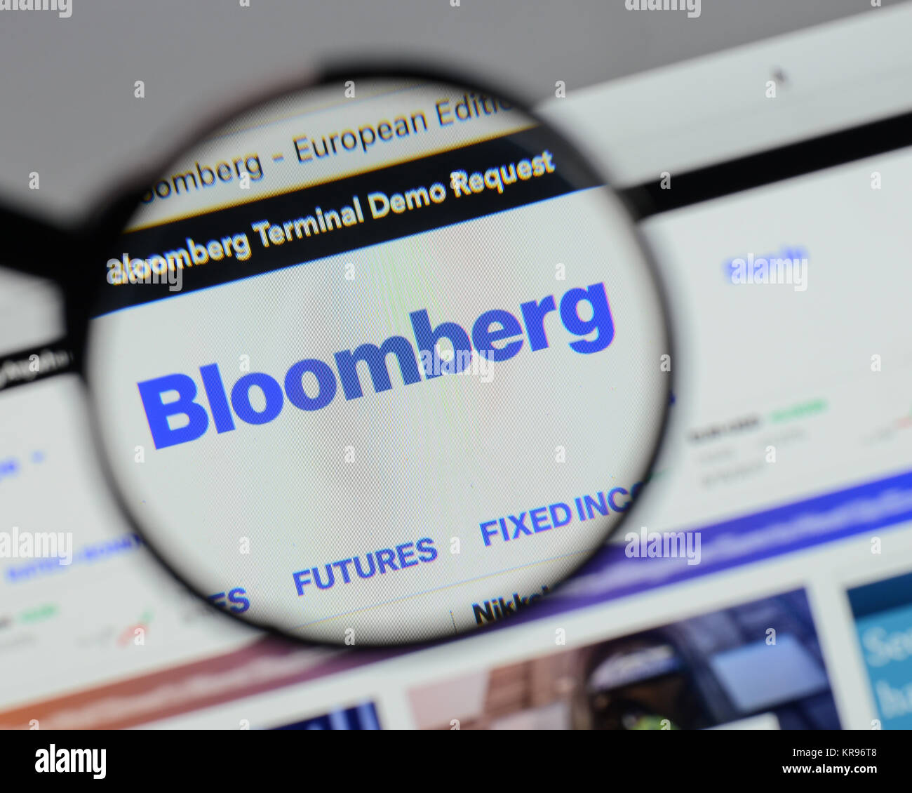 Bloomberg logo hi-res stock photography and images - Alamy