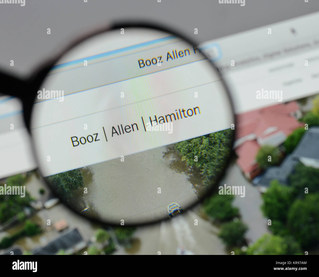Booz hi-res stock photography and images - Alamy