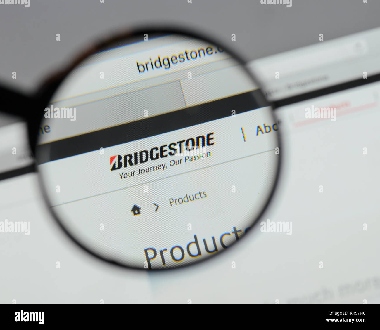 Bridgestone emblem hi-res stock photography and images - Alamy