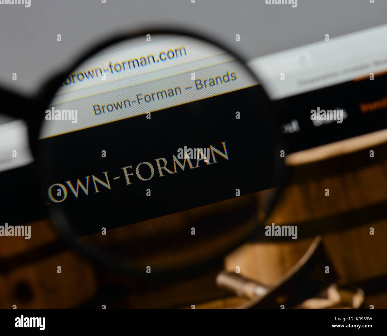 Brown forman logo hi-res stock photography and images - Alamy