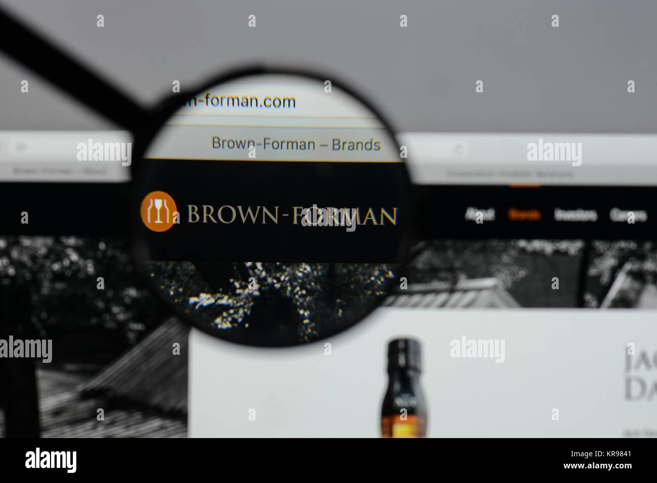 Brown forman logo hi-res stock photography and images - Alamy