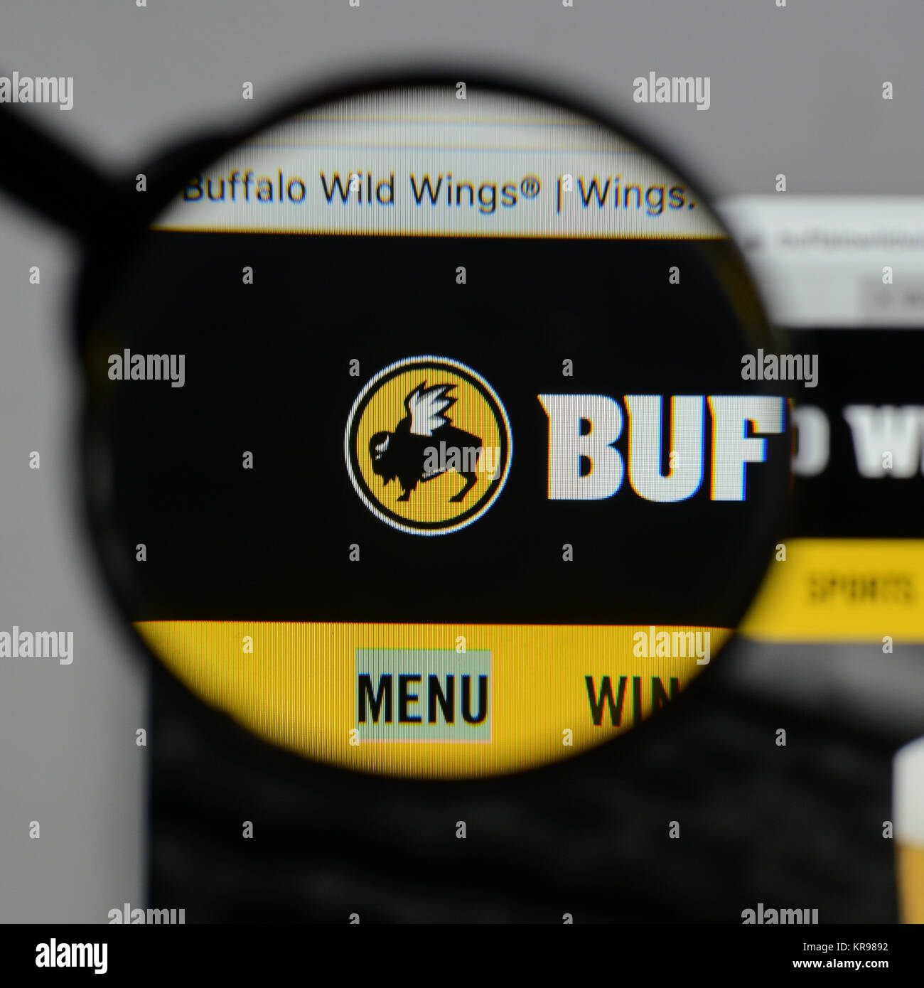 Buffalo wild wings hi-res stock photography and images - Alamy