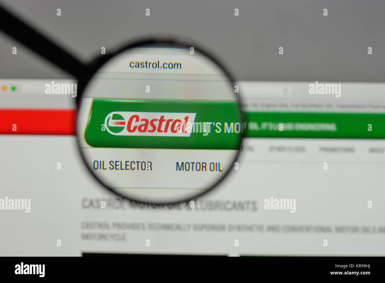 Castrol symbol hi-res stock photography and images - Alamy
