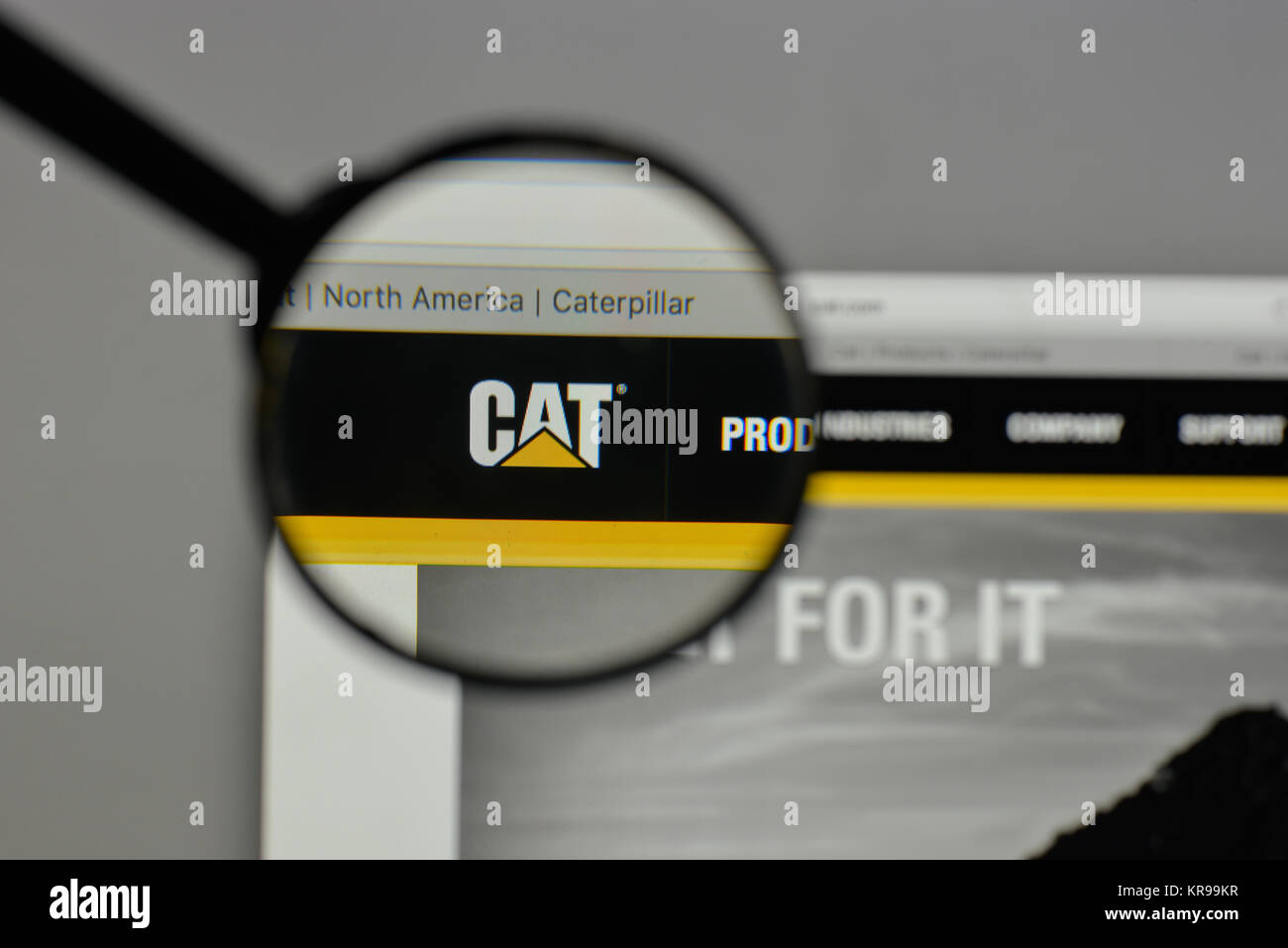 Caterpillar logo hi-res stock photography and images - Alamy