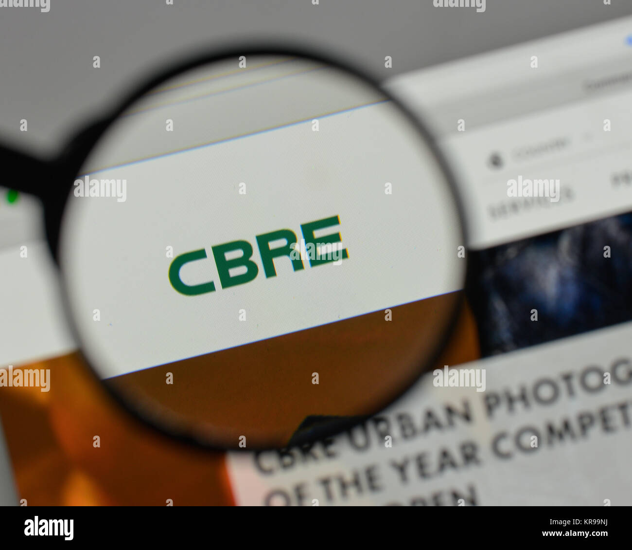 Cbre logo hi-res stock photography and images - Alamy