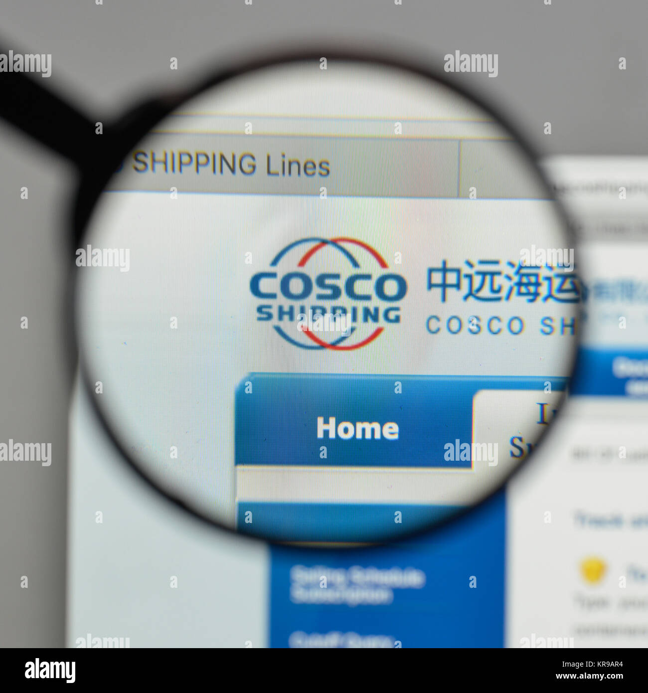 Cosco logo hi-res stock photography and images - Alamy