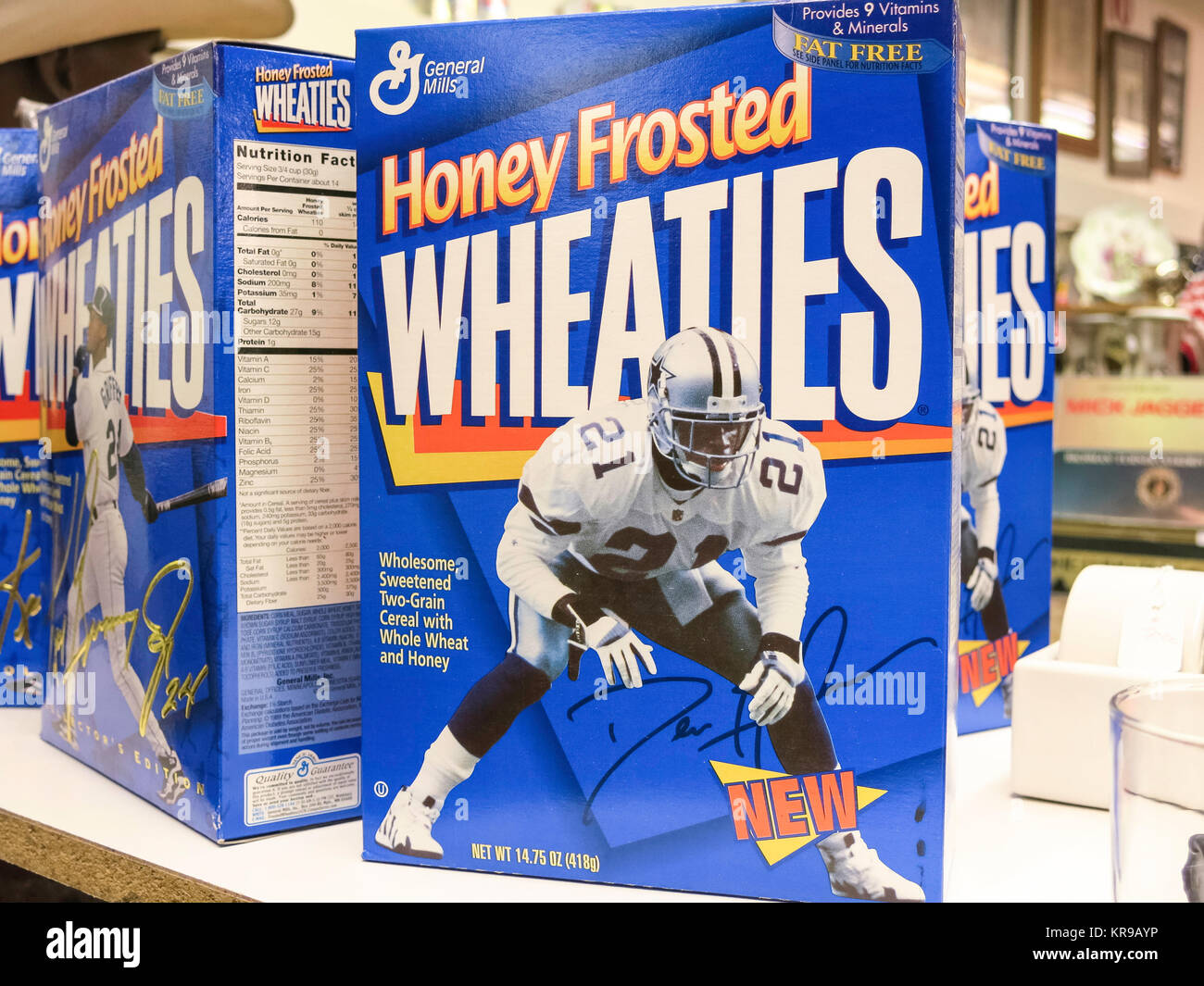 Vintage wheaties box hi-res stock photography and images - Alamy