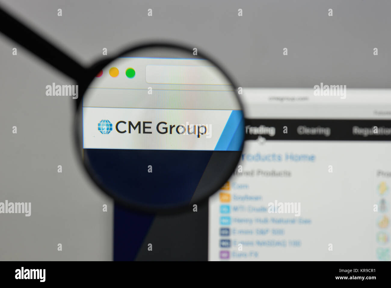 Cme group logo hi-res stock photography and images - Alamy