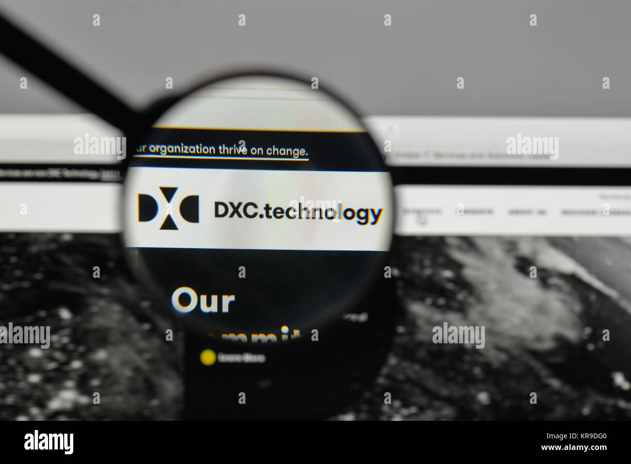 Dxc business logo hi-res stock photography and images - Alamy