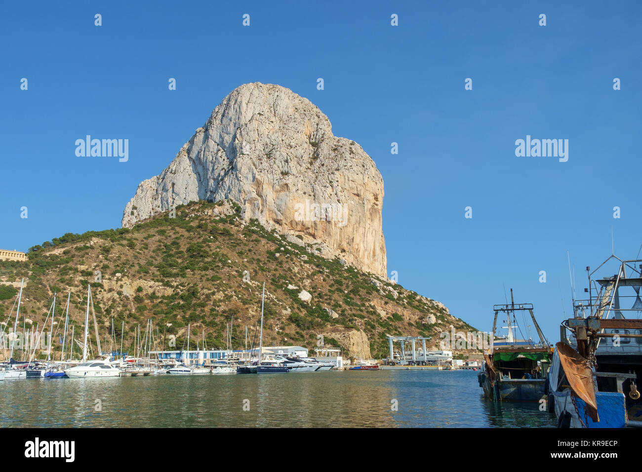 Calpe Rock, Ifach, seen from the old fishing port, Calpe, Costa Blanca ...