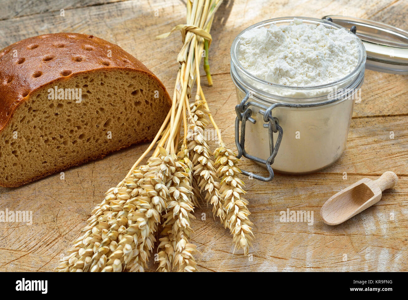 ingredients for bread Stock Photo - Alamy