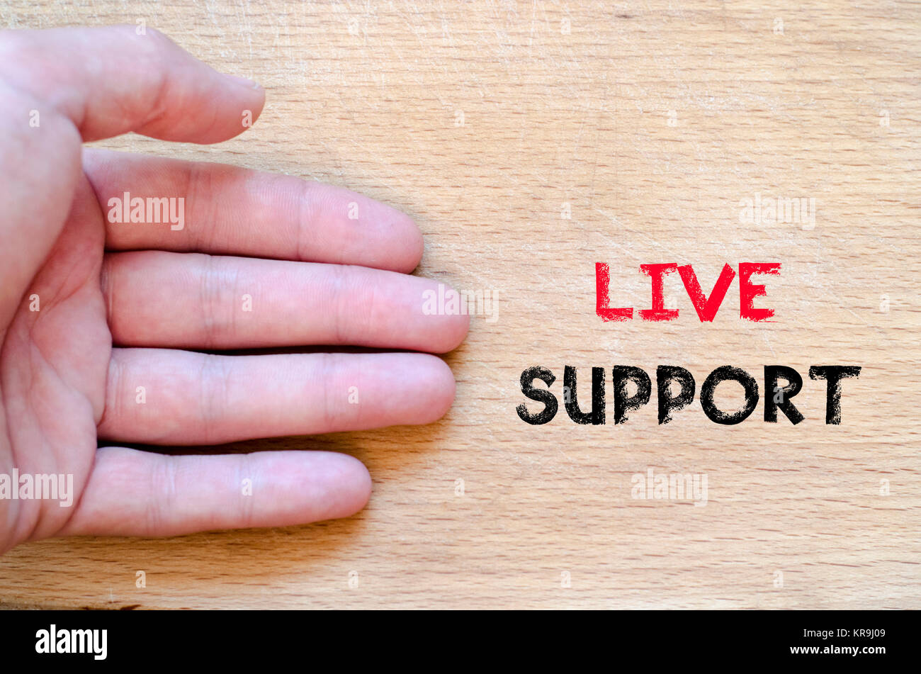 Live support text concept Stock Photo - Alamy