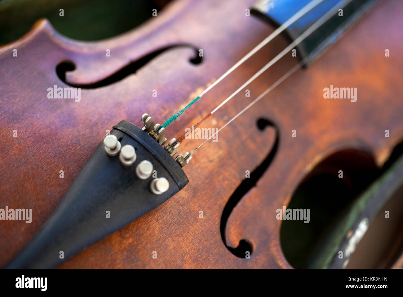 Details of an old violin Stock Photo - Alamy