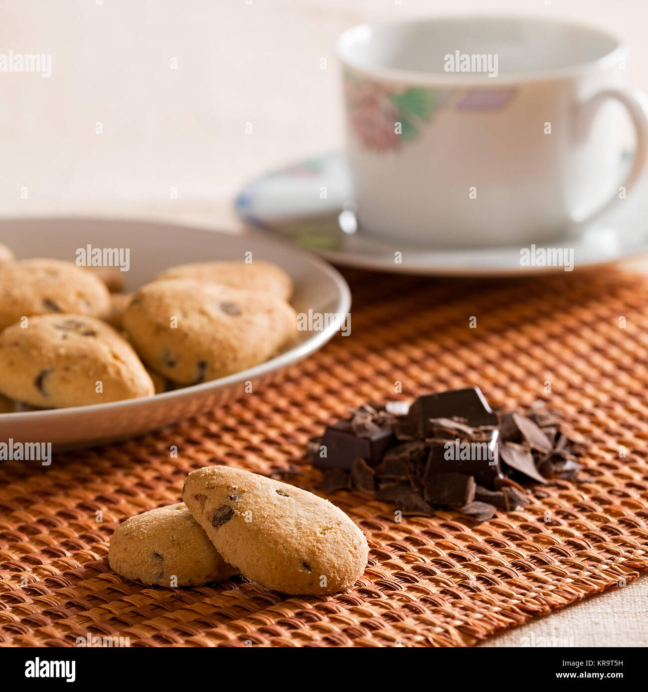 Cookies with chocolate chips and chocolate flakes Stock Photo - Alamy