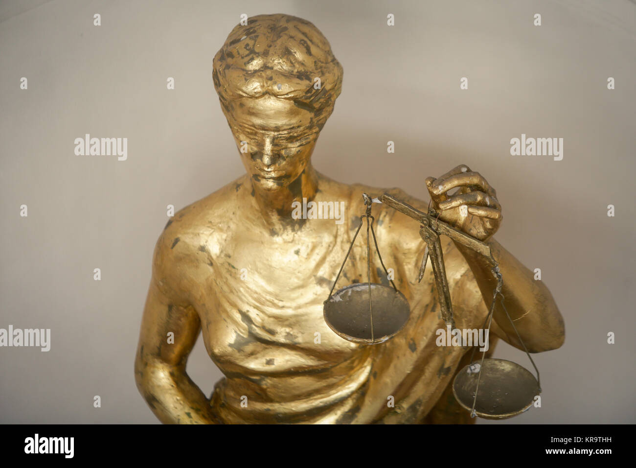 Sculpture goddess justice themis hi-res stock photography and images ...