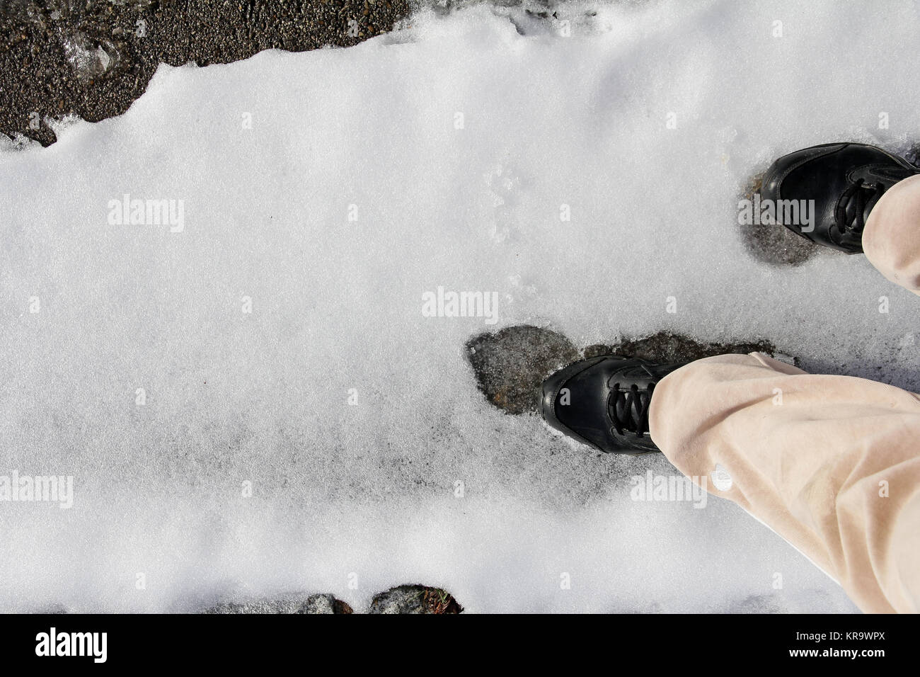 Woman slipping over street hi-res stock photography and images - Alamy