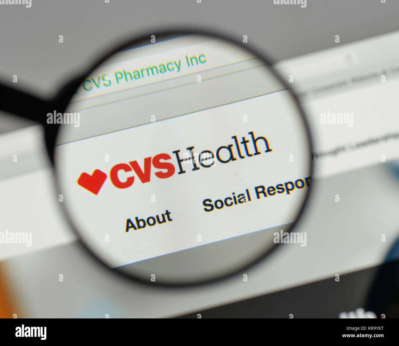 Cvs logo hi-res stock photography and images - Alamy