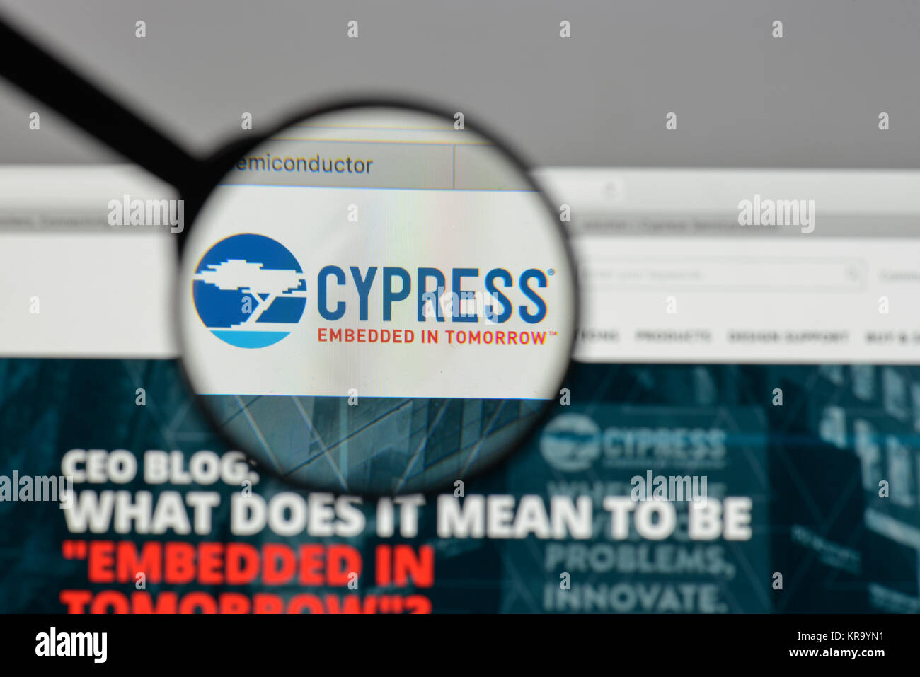 Cypress semiconductor logo hi-res stock photography and images - Alamy