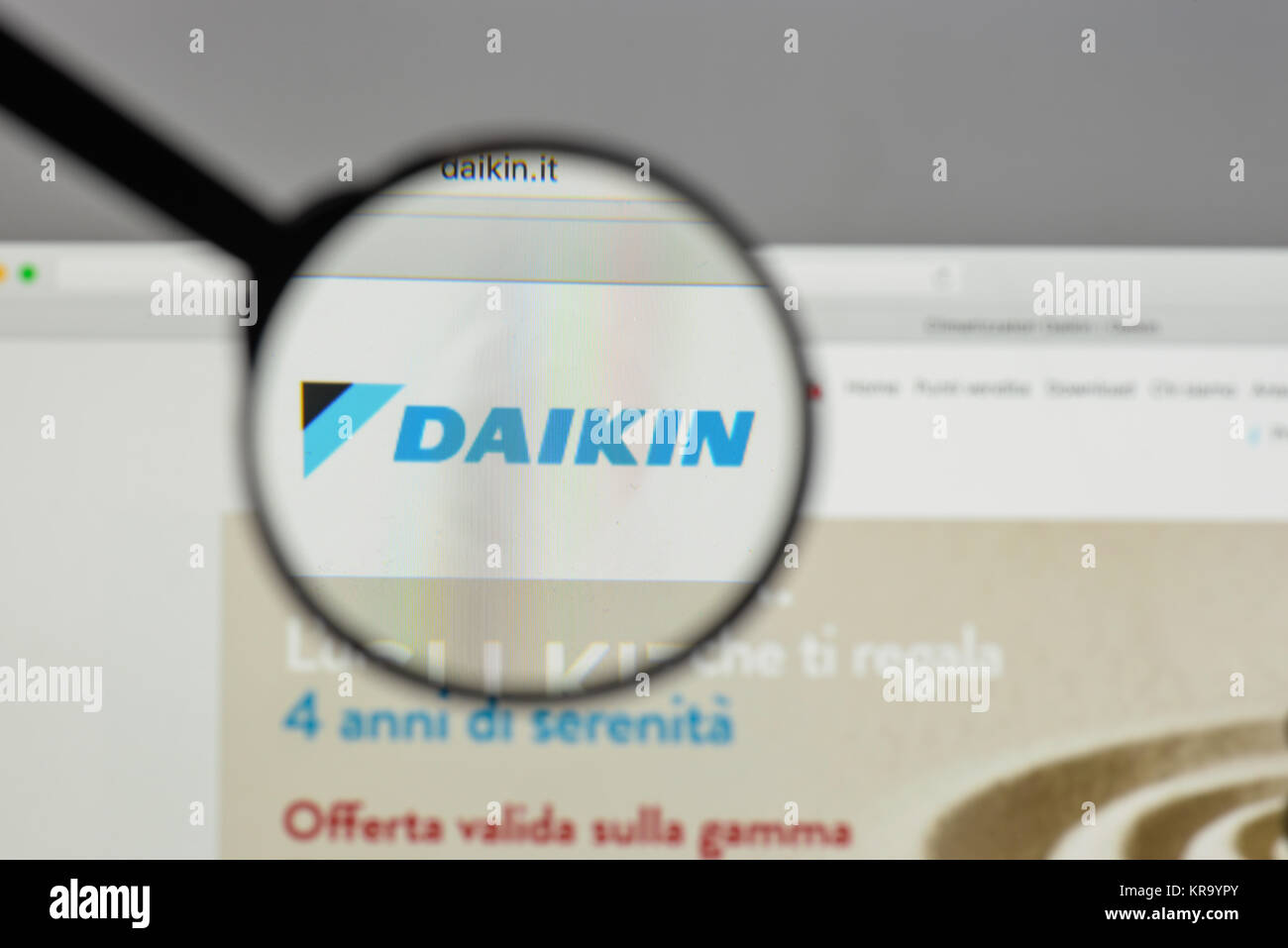 Daikin logo hi-res stock photography and images - Alamy