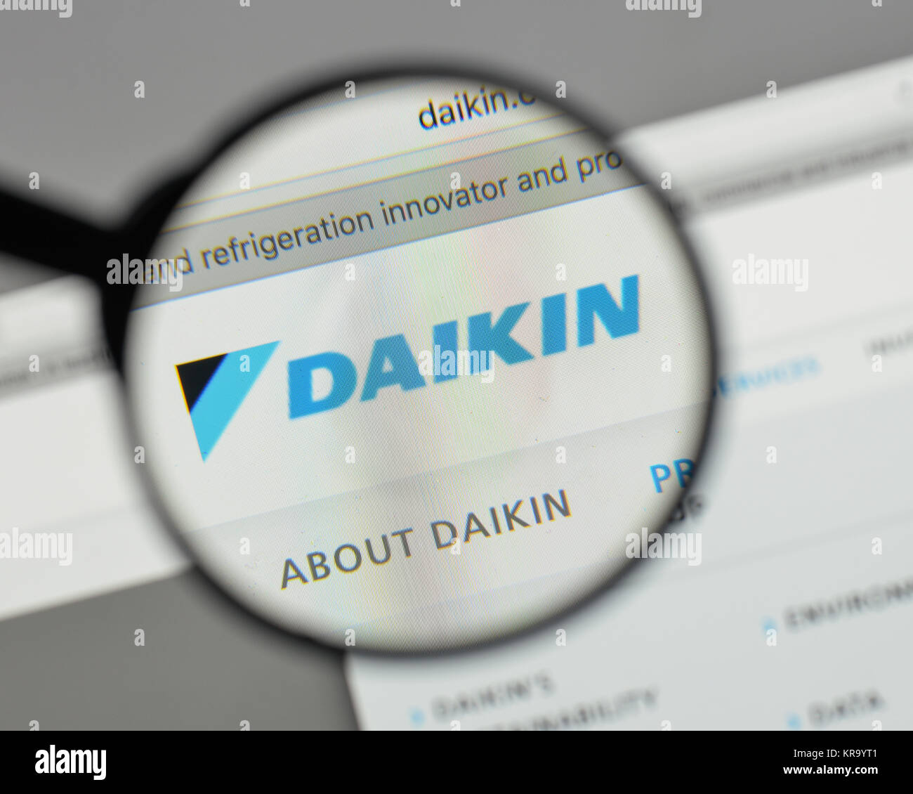 Daikin logo hi-res stock photography and images - Alamy