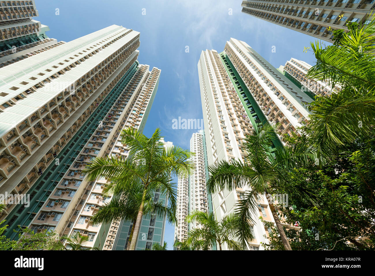 Building skyscraper from low angle Stock Photo - Alamy