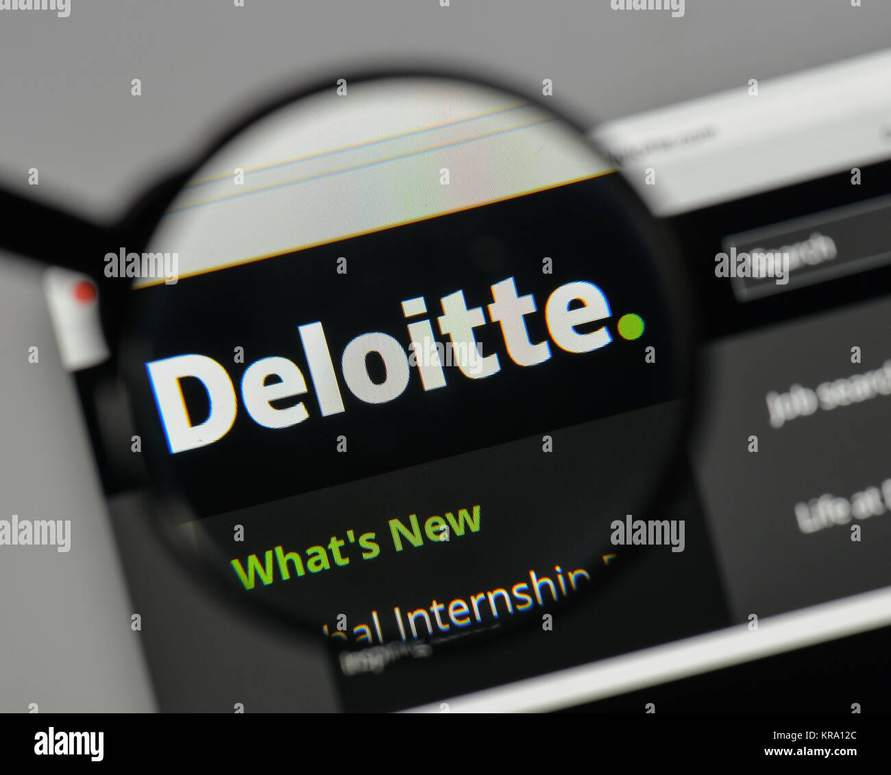Deloitte logo hi-res stock photography and images - Alamy