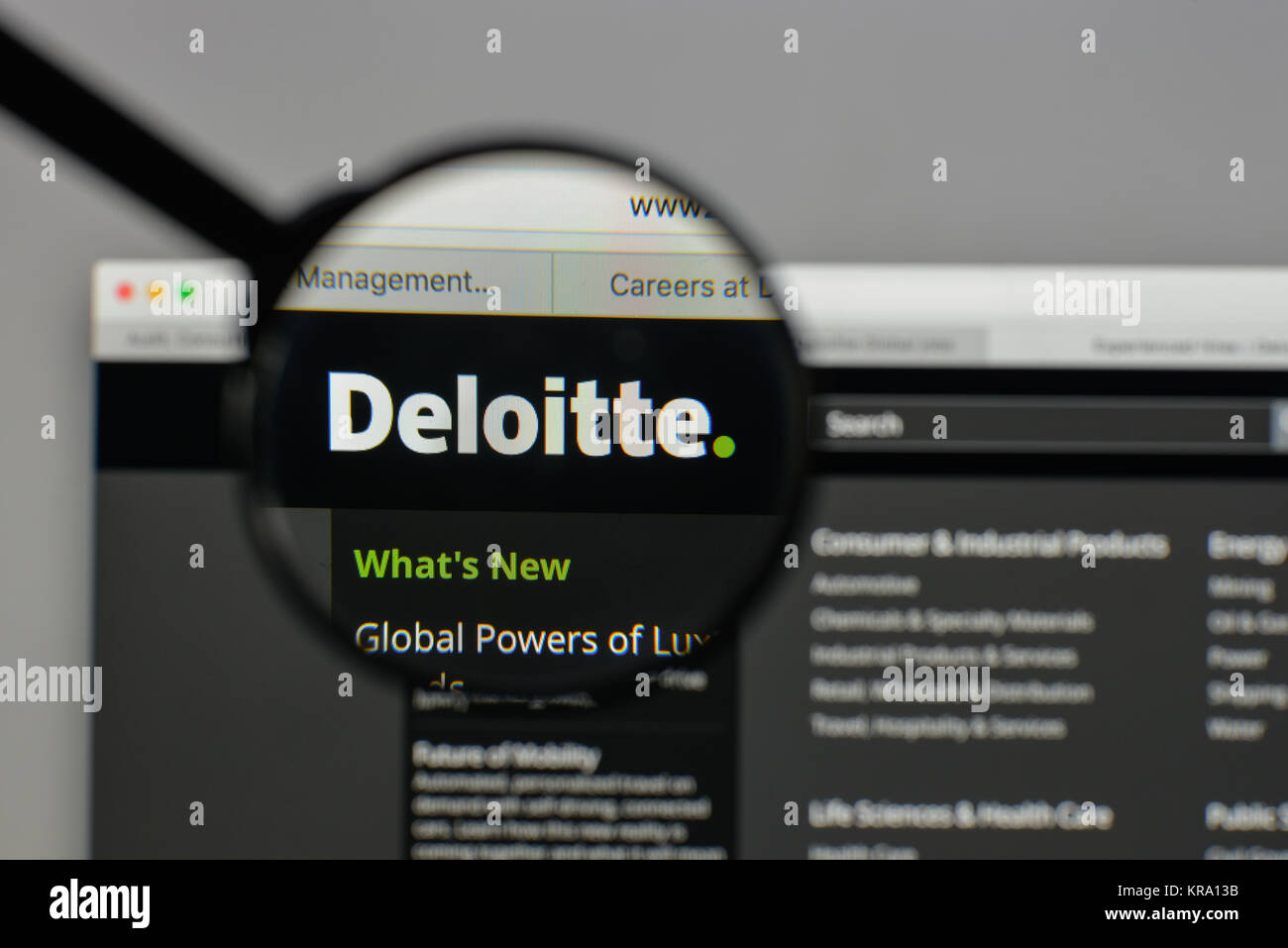 Milan, Italy - August 10, 2017: Deloitte logo on the website homepage Stock Photo - Alamy
