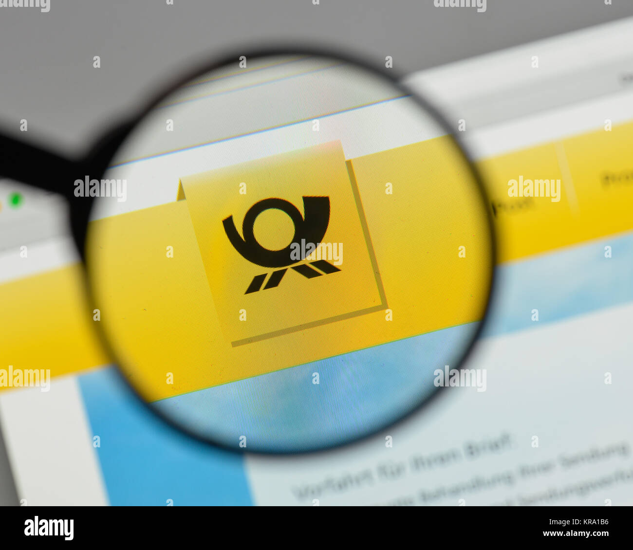 Dhl website hi-res stock photography and images - Alamy
