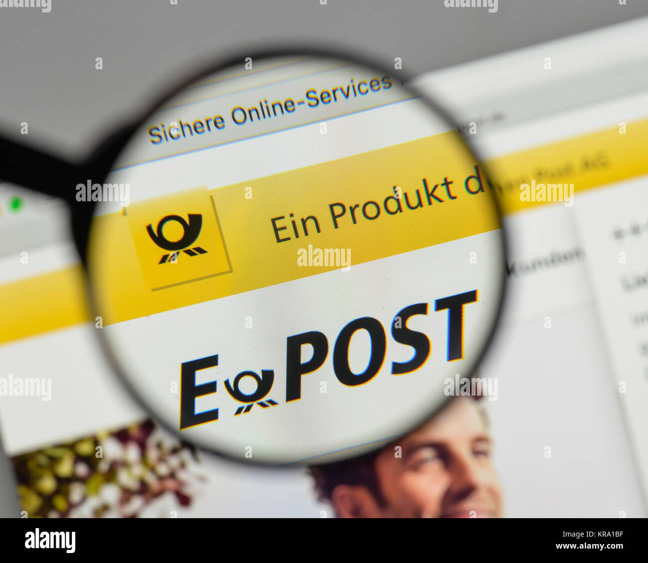 Dhl website hi-res stock photography and images - Alamy