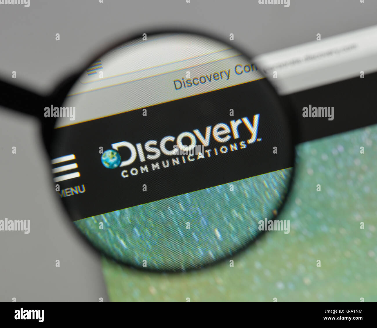 Discovery communications logo hi-res stock photography and images - Alamy